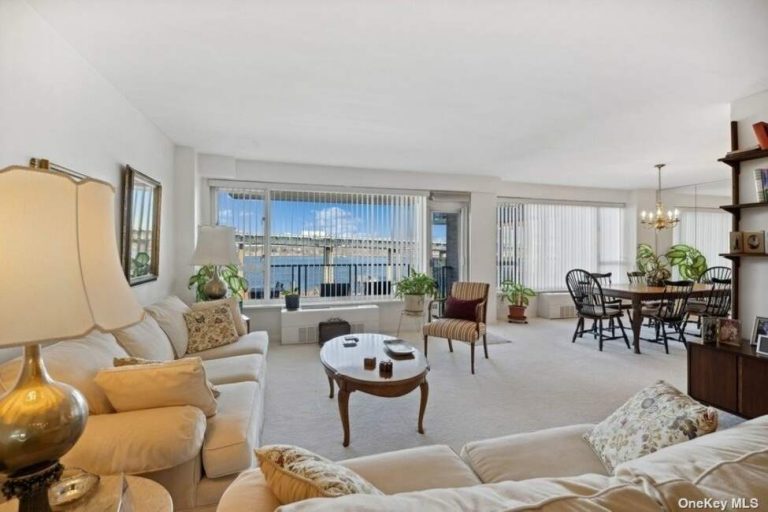 Home | The Cryder House | Luxury Living Along the NYC Waterfront